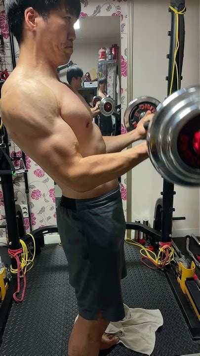 팔 이두 바벨 컬 팔뚝을 두껍게 만드는 최고의 운동 느낌 좋고~ Youtube