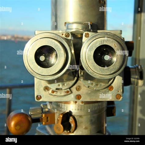 Periscope Hi Res Stock Photography And Images Alamy