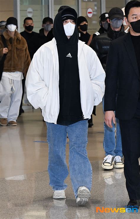 세븐틴 에스쿱스 완전무장 겨울패션 입국 포토엔hd 뉴스인코리아