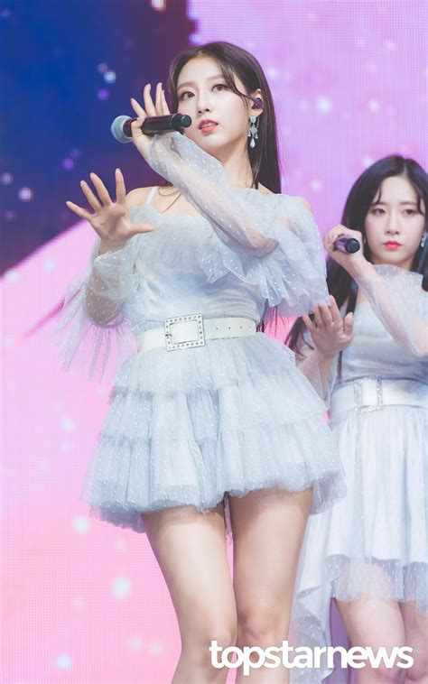 Hd포토 러블리즈lovelyz 정예인 ‘강렬한 고라니 눈빛 생츄어리 최규석 기자 톱스타뉴스