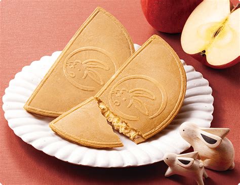 鎌倉りんご半月 5枚入 鎌倉五郎本店お取り寄せスイーツ｜通販｜パクとモグ【グレープストーン公式オンラインショップ】
