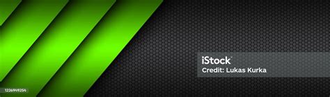육각 형 메쉬와 검은 색과 녹색 현대 재료 벡터 헤더 다각형 그리드와 로고에 대한 빈 공간으로 배너를 디자인합니다 추상적인 웹 사이트 디자인 0명에 대한 스톡 벡터 아트 및