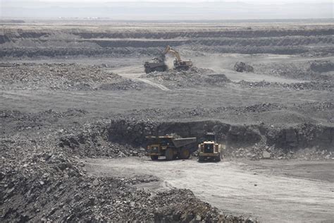 ТӨСӨВ 2023 Уул уурхайн салбараас 4 9 их наяд төгрөг төвлөрүүлнэ Mining Insight