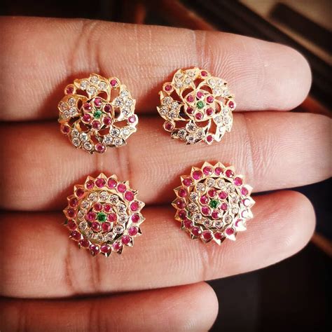 Gold Jewelry For 50 Year Old Woman Hot Sale