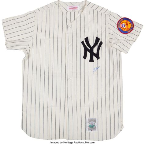 Yogi Berra Signed Jersey Baseball Collectibles Uniforms Lot