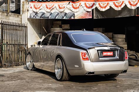 Permaisuri Vossen NOVITEC SP3 With Rolls Royce Phantom