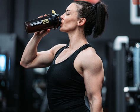 Pin On Femalebodybuilding