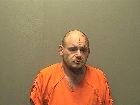 Wanted Parolee Arrested After Fleeing Trooper Hot Springs Sentinel Record