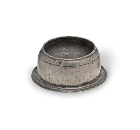 Bonhams A William Iii Pewter Trencher Salt Circa 1700