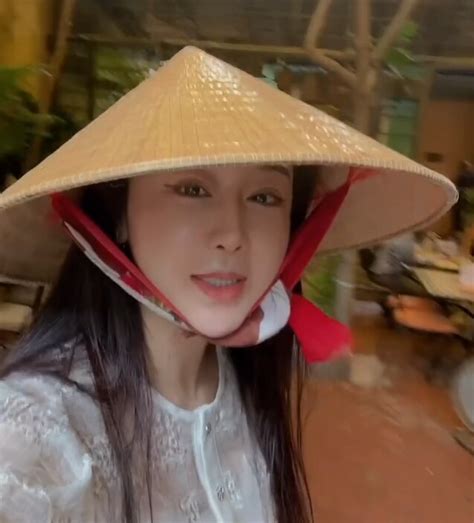 Nữ Diễn Viên Phim Sex Is Zero Lần đầu Kể Chuyện U50 đơn Thân Nuôi Con ở Việt Nam Sau Khi Ly Hôn