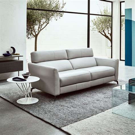 Natuzzi Stan The Bold Stroke