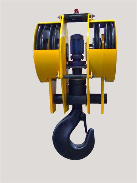 Motorman Hook Block With Motorized Rotation Material Handling Of