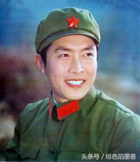 八十年代電影演員軍裝照 以後可能再也看不到這麼俊朗的中國帥哥了 每日頭條