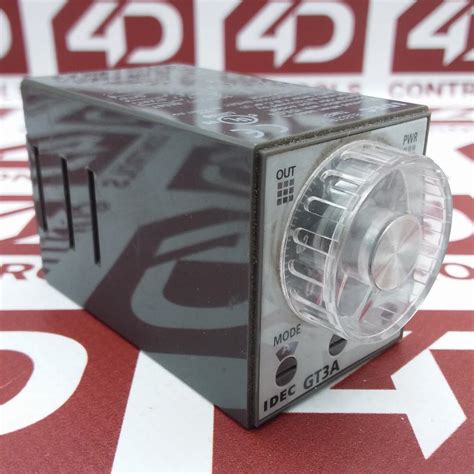 GT3A 4AD24 IDEC Time Delay Relay 5A DPDT Plug In