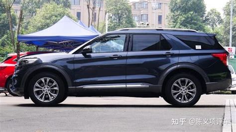 纵置后驱的福特探险者真的跟途昂一个级别？网友：探险者更高级 知乎