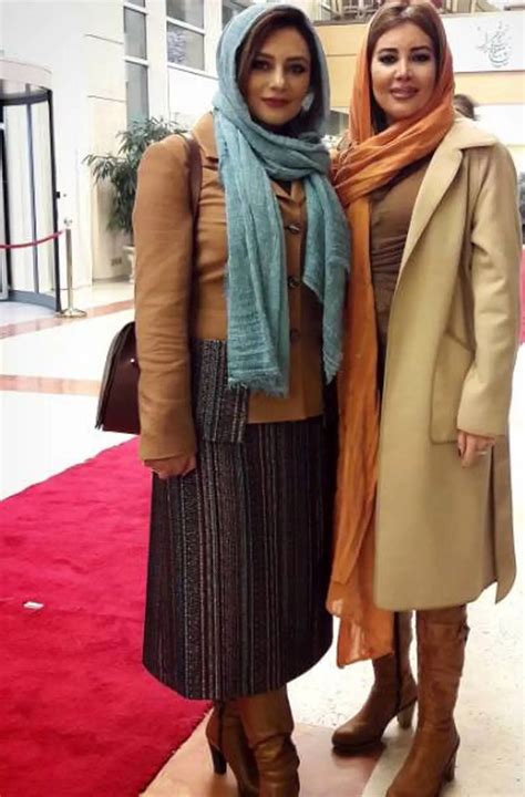 یکتا ناصر اسکارف تنشو با شلوارک آقاش سِتید؛ خانم چه عکسااایی از آلبوم عروسیش رو کرده