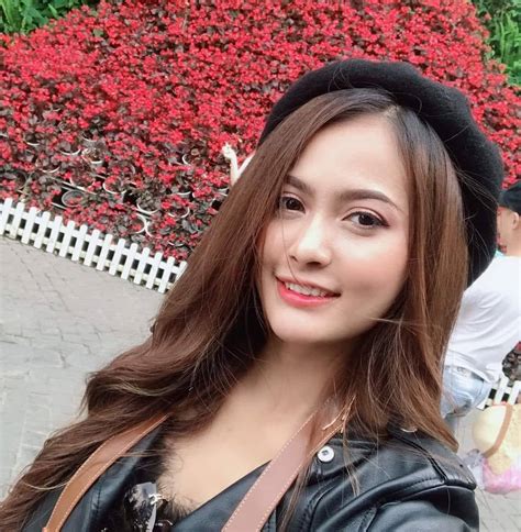 သင်ဇာဝင့်ကျော်