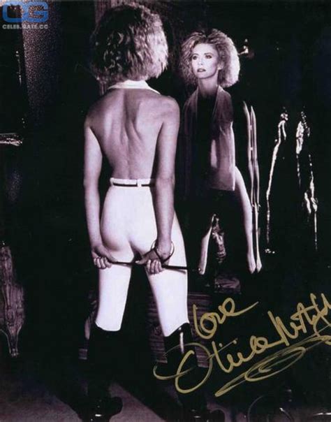 Olivia Newton John Nackt Nacktbilder Playbabe Nacktfotos Fakes Oben Ohne