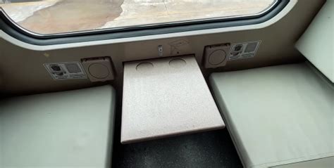 नए इकॉनमी एसी 3 कोच कैसे अलग हैं 3एसी कोच से Economy Ac 3 Coaches