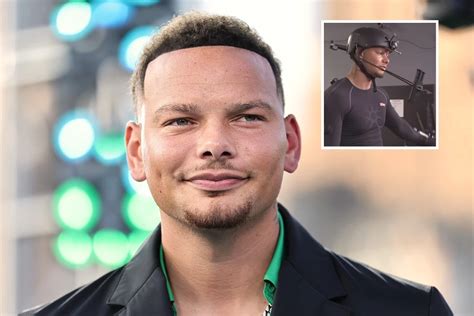 Watch Kane Brown And Nelly Head Beachside For Cool Again Remix