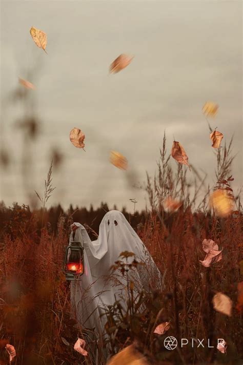 Pin Di Katarzyna Viktoria Su Witch Aesthetic Sfondi Di Halloween Sfondi Paesaggi