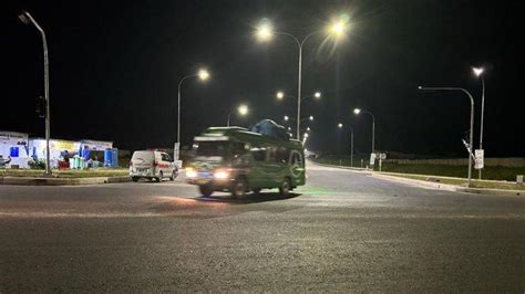 Pintu Tol Dibuka Gratis 24 Jam Jalan Tol Tebingtinggi Ke Sinaksak