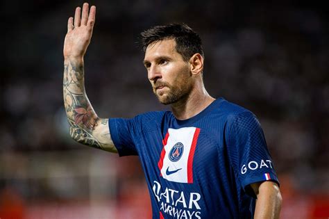 Messi ausente na véspera de enfrentar o Benfica Mercado do Futebol