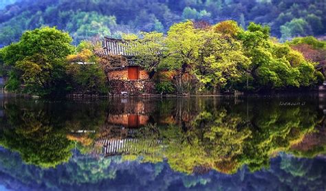 Photographer Captures Stunning South Korean Landscapes Reflected In