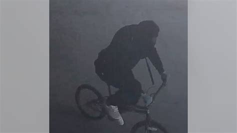 Apd Investigates After Man Pulls Gun Out On Victim Demanding Money In