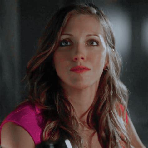 Katie Cassidy In Arrow Season 4 Shes Incredibly Beautiful R