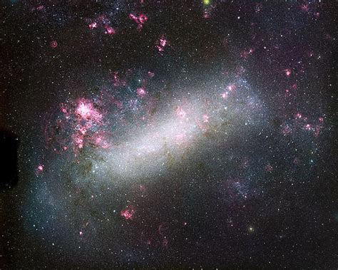 Photo Gallery “เนบิวลาทารันทูลา” ภาพถ่ายใหม่สุดคมชัดจาก เจมส์ เวบบ์ แหล่งกำเนิดดาวฤกษ์ ณ