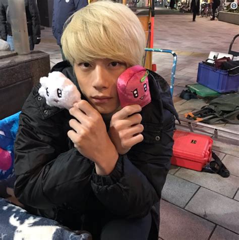 坂口健太郎の髪型のオーダー法！タラレバ娘からパーマ・短髪まで！ Love＆peace