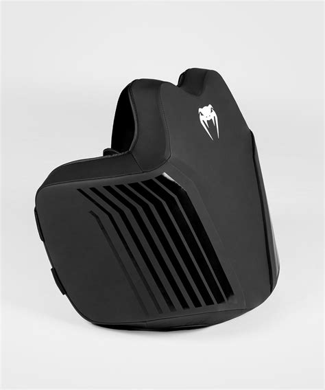 Venum Challenger Body Protector - Black/White - Venum.com Europe