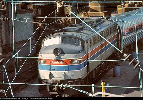 Amtrak E 8a 495
