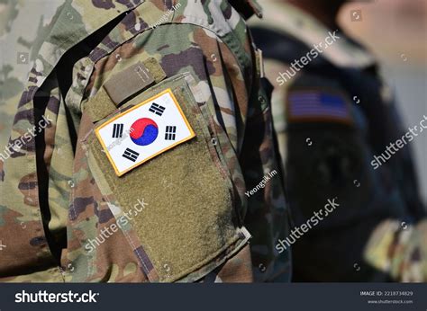 한국 군인 8483개가 넘는 로열티 프리 라이선스 대상 스톡 사진 Shutterstock