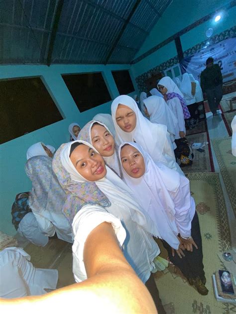 Santriwati Jawa Tengah Fotografi Potret Diri Wajah Gadis Putri