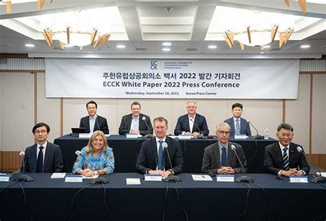 Cmn 신대욱 기자 주한유럽상공회의소 Ecck 가 지난해에 이어 ‘ 자원의 절약과 재활용촉진에 관한 법률 에 따른 화장품 포장 이슈를 집중적으로 제기하고 한국