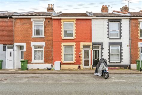 2 Bedroom Terraced House For Sale In Gruneisen Road Stamshaw