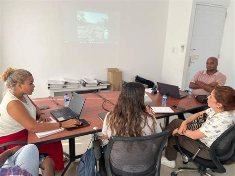 Alcaldía realiza primeros acercamientos para fortalecer la vivienda