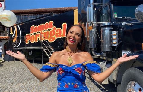 Holofote Inspire Se No Estilo Clássico E Descontraído De Iva Domingues