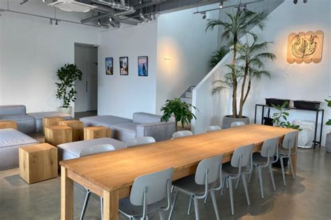 岡山市中区ストリーマーコーヒーホットサンドとカフェラテモーニング