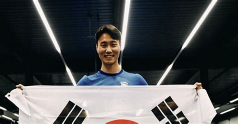 백승호 잉글랜드 2부 버밍엄시티 유니폼 입는다