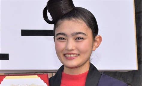 〈きょうかまいまち2時間sp出演〉全盛期のベッキーを彷彿！？ 井上咲楽が「バラエティー新女王」になる日 概要 Aera Digital