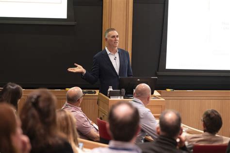 What Is The Class Harvard Business School Students And Alumni Are