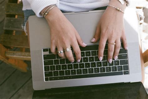 How To Know If Your Website Needs A Refresh And How To Fix It Betweenthelinescopy Com