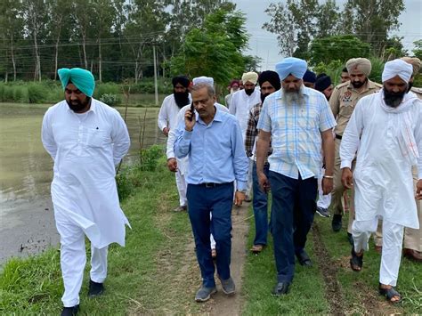 Sarvan Singh Dhun On Twitter ਅੱਜ ਟੀਮ ਵੱਲੋਂ ਸੰਬੰਧਿਤ ਅਧਿਕਾਰੀਆਂ ਨਾਲ ਹੜ੍ਹ