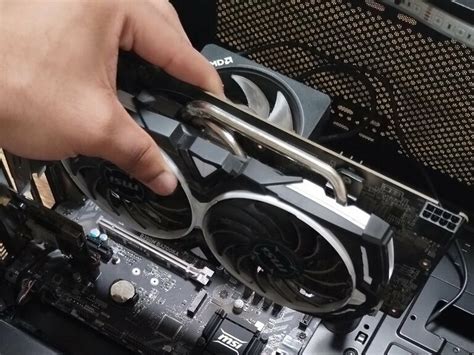 How To Remove GPU From The Motherboard Tech4Gamers