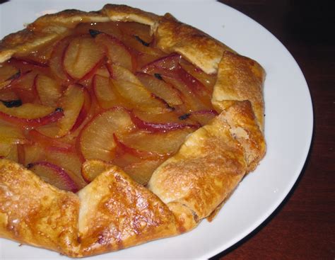 Confessions Of A Cookaholic Rustic Plum Tart