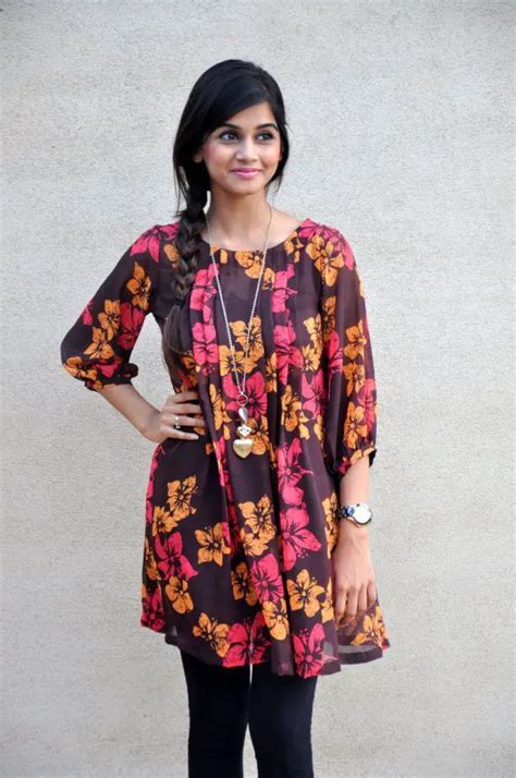 35 Latest Short Frock Designs For Ladies Sheideas
