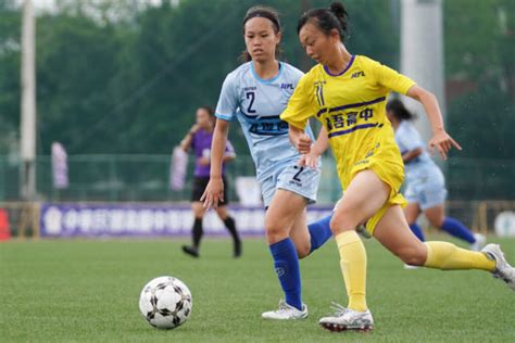 國際賽單場狂轟10球的女足新星 何家瑄還是學霸成績校排前5！